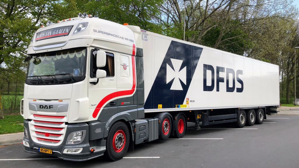 Ferrytrailer trucking - Transportbedrijf Koos van Gaalen